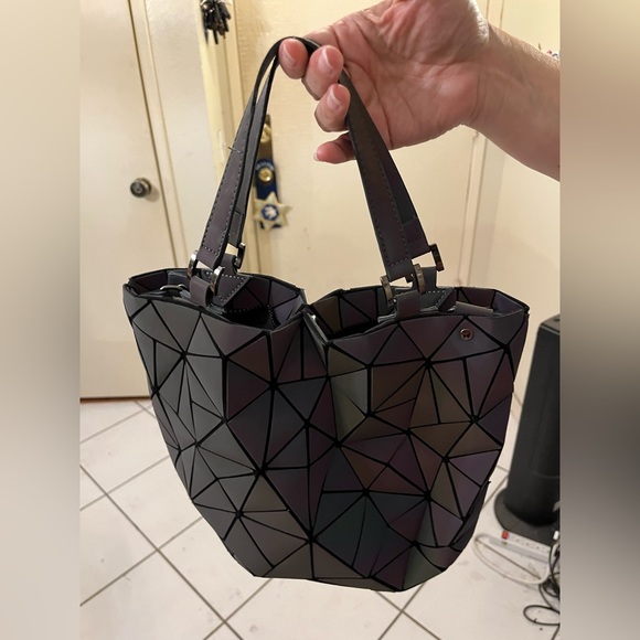 Bags | Amazing Unique Multicolors Luminous Geometric Square Shoulder ...